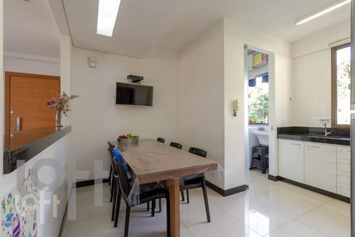 Condomínio Serra da Estrela - Rua Daniel de Carvalho, 1640, Gutierrez