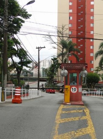 Condomínio Conj Habitacional Rudge Ramos Bloco 4B - Avenida Senador ...