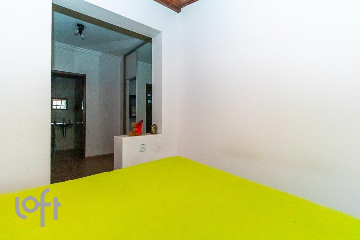 Condomínio Edificio Regia - Rua Demétrio Ribeiro, 973, Centro