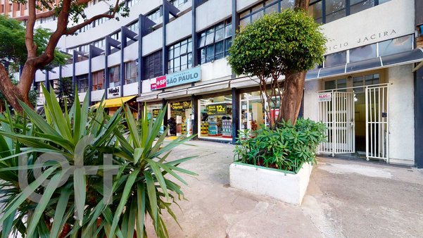 Condomínio Edificio Jacira - Praça Quatorze Bis, 62, Bela Vista