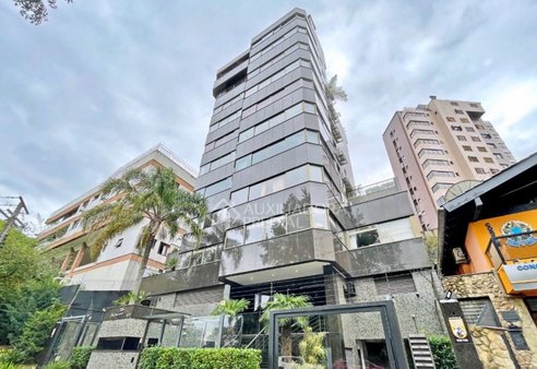 Condomínio Edificio Pablo Picasso - Rua Pedro Chaves Barcelos, 1127, Bela Vista