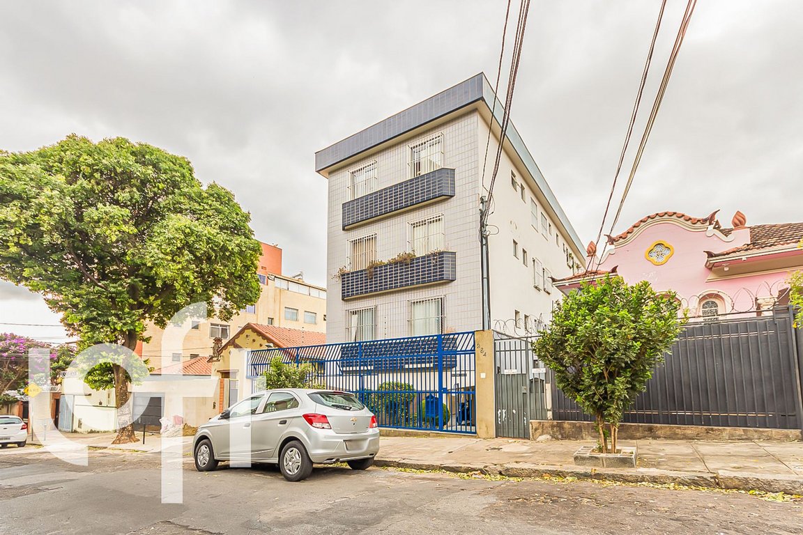 Condomínio Edificio Vitor Cireli Areal - Rua Divinópolis, 284, Santa Tereza