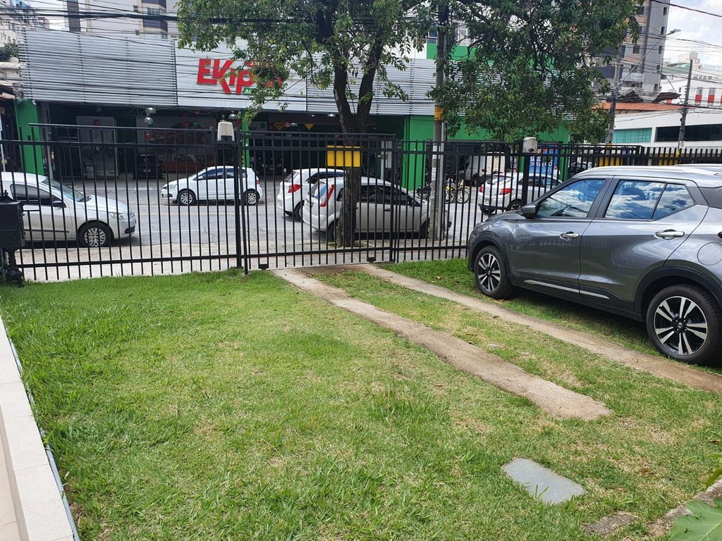 Condomínio Edificio Ivone - Avenida Francisco Sá, 651, Prado